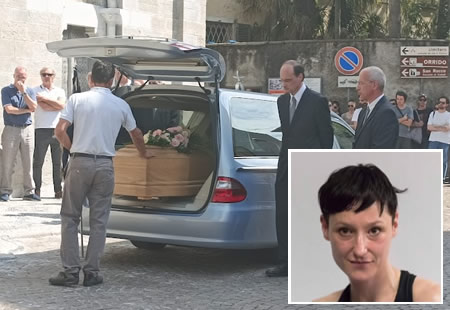 Bellano: l'addio alla pugile Elena Ghezzi, 'ti ricorderemo nel suono ...