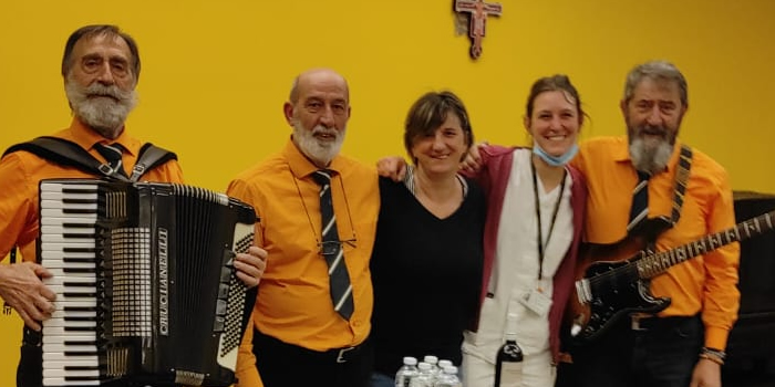 Lecco: Bolis e i suoi amici portano 'amore' alla Borsieri - Leccoonline