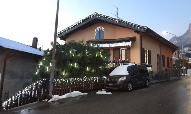 Calolzio: premiati i vincitori del concorso natalizio ''Città di Luci ...